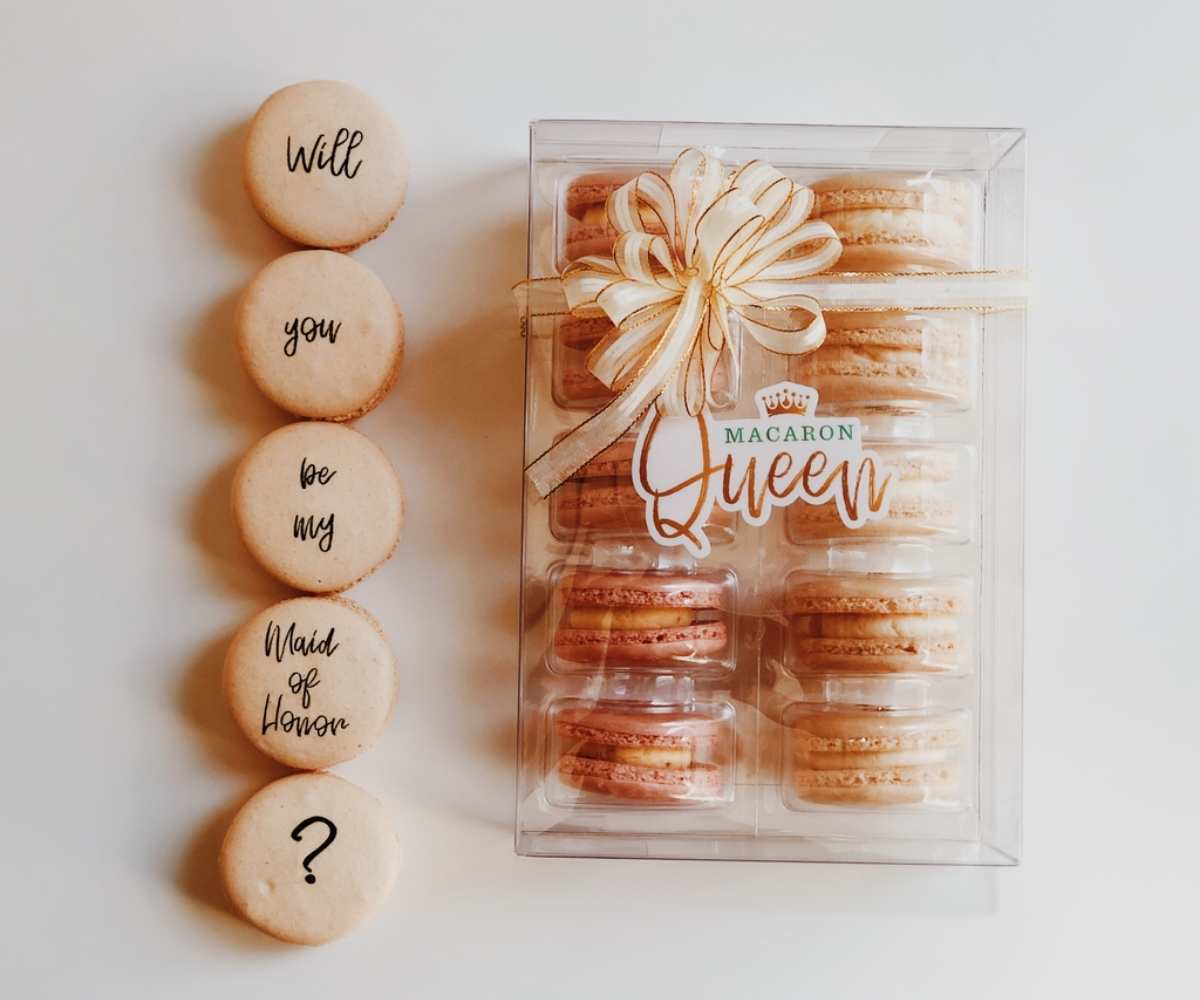 "Will You Be My Maid of Honor?" Macaron Set | Macaron Queen